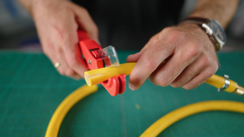 How to Fix a Compressed Air Hose